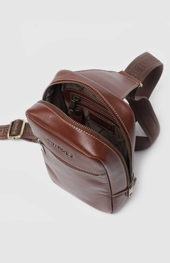 Pringle Hudson Crossbody Bag. - Pringle of Scotland®